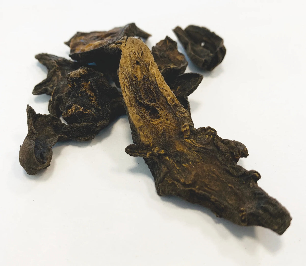 Zhi Cao Wu | Aconiti Kusnezoffii Preparata | 制草乌 — shenclinic.com